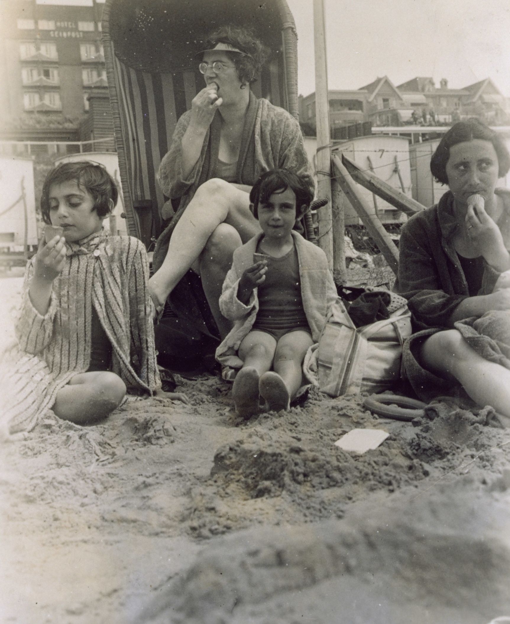 Anne Frank - Anne Frank Fonds